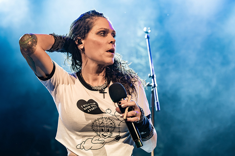 Beth Hart gives UK gigs in February | Spotlight on Kulture